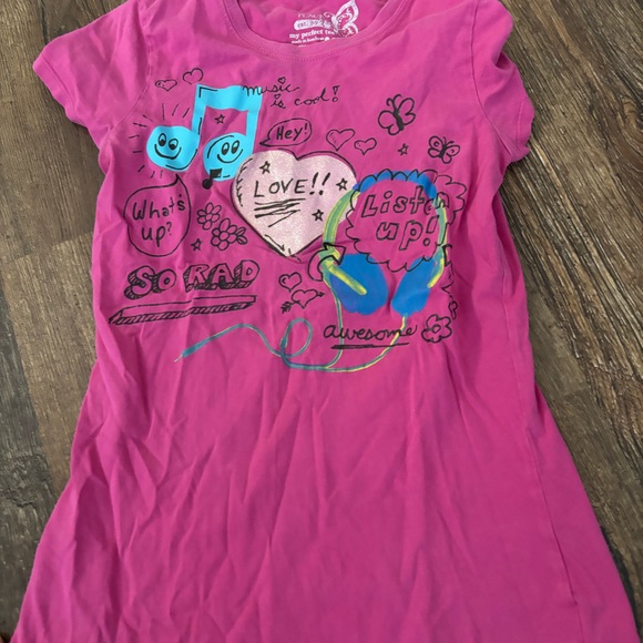 American Vintage | Tops | Y2k Music Scene Top | Poshmark